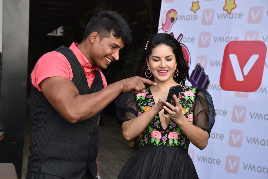 sunny leone selected abdullah pathan as the strongest man on vmate as ...